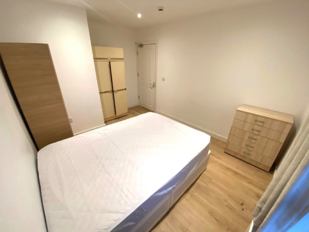 Upton Park dvivietis kambarys, Skelbimai - Anglija.lt