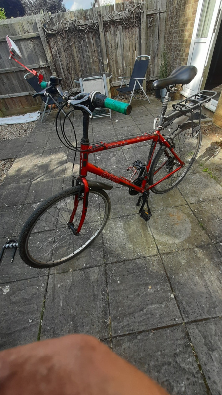 Parduodu du dviračius, Skelbimai - Anglija.lt