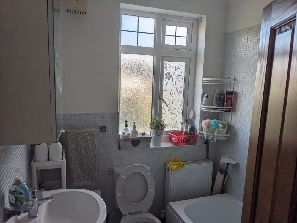 Dvivietis kambarys vienam Highams park / Walthamstow rajone, Skelbimai ...